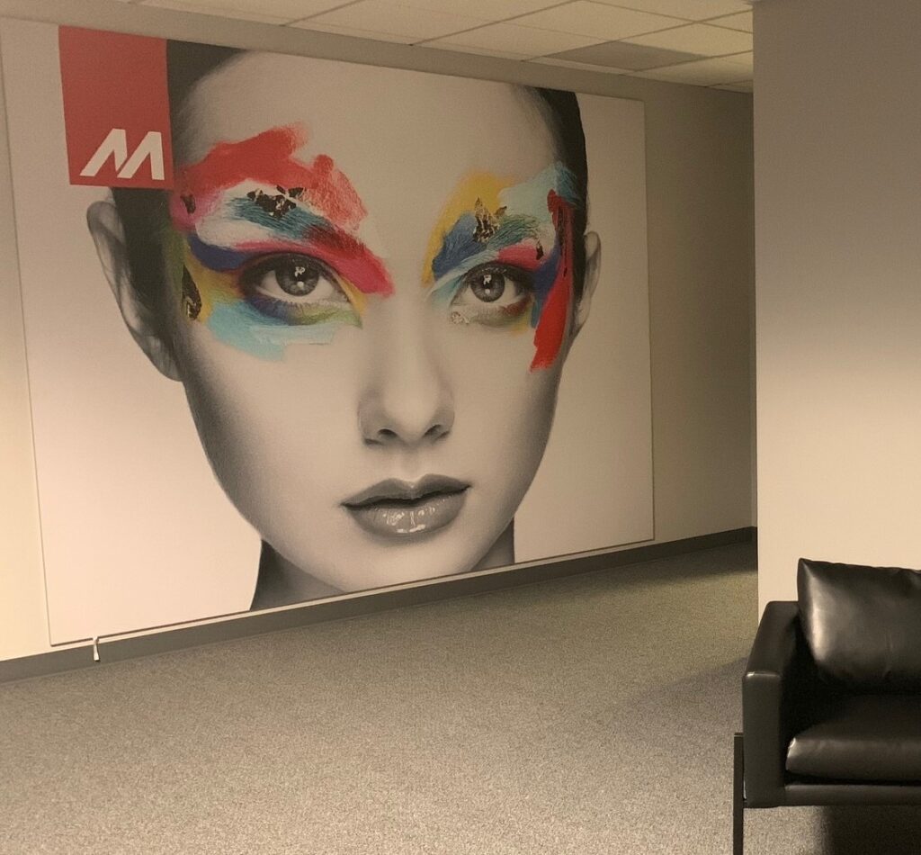 How Experiential Graphic Design Transforms Brand Storytelling - Exhibitus